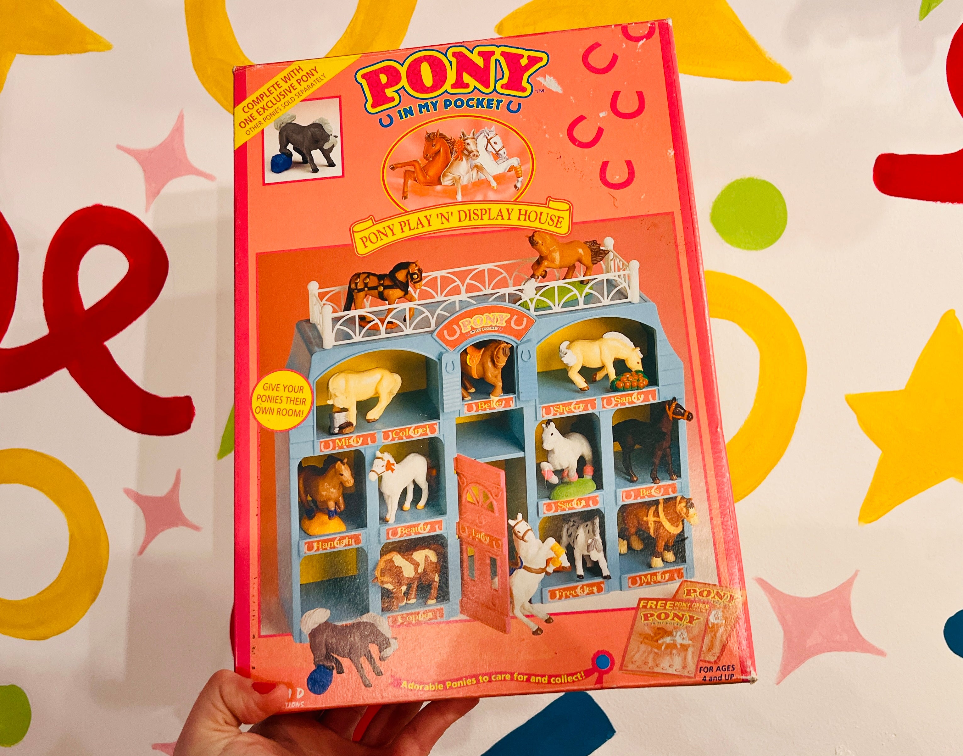 Vintage Pony in my Pocket Play 'n Display house - box, cards and figur ...